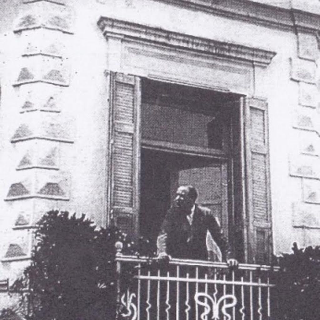 Σαν σήμερα, 13.03.1900 γεννήθηκε ο ποιητής και νομπελίστας Γιώργος ...