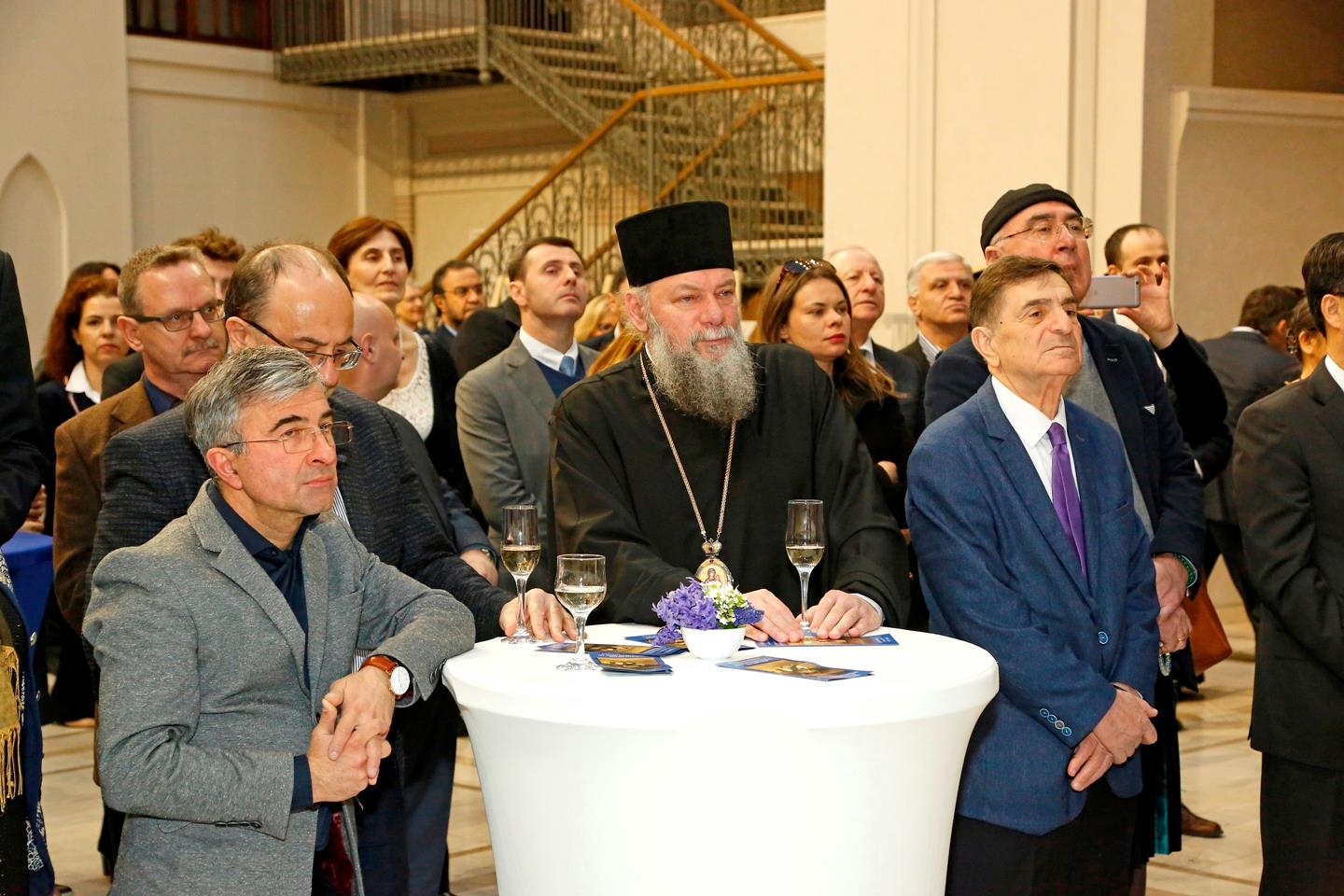 Φωτογραφική έκθεση με θέμα Πόντιοι Έλληνες στην Ατζαρία-Το παρελθόν και ...