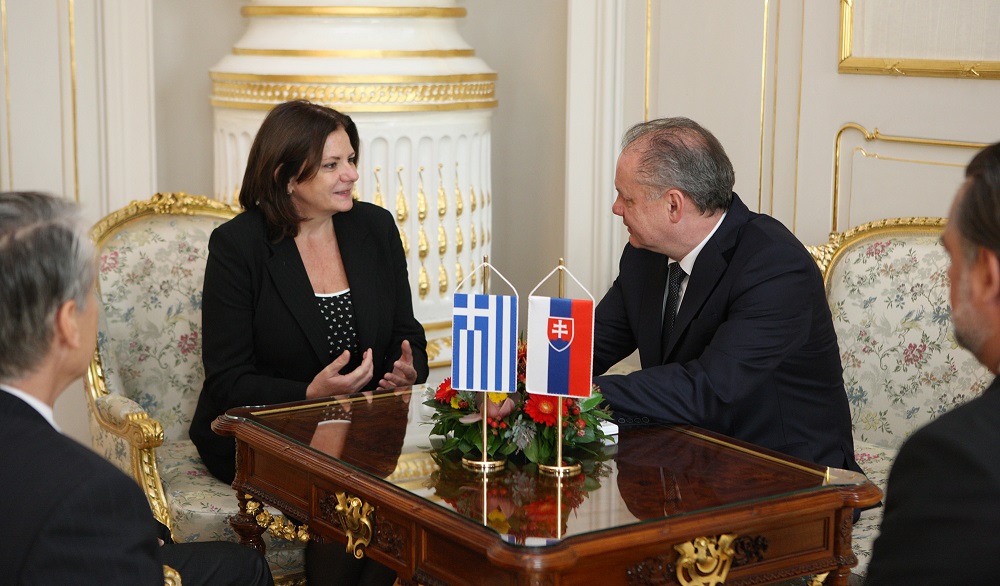 Presentation of Credentials from Ambassador Mrs Maria Louisa Marinakis ...