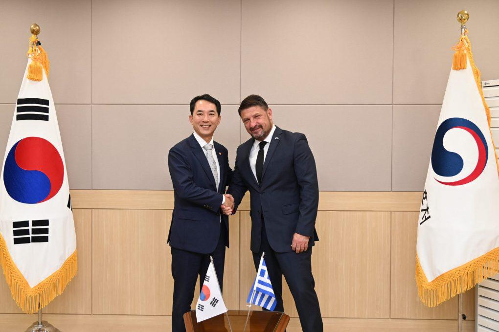 Επίσκεψη Υφυπουργού Αμυνας κ. Ν. Χαρδαλιά - Νέα της Πρεσβείας